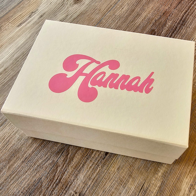 Personalized Magnetic Catch Gift Box, Bridesmaid Proposal Box - Etsy
