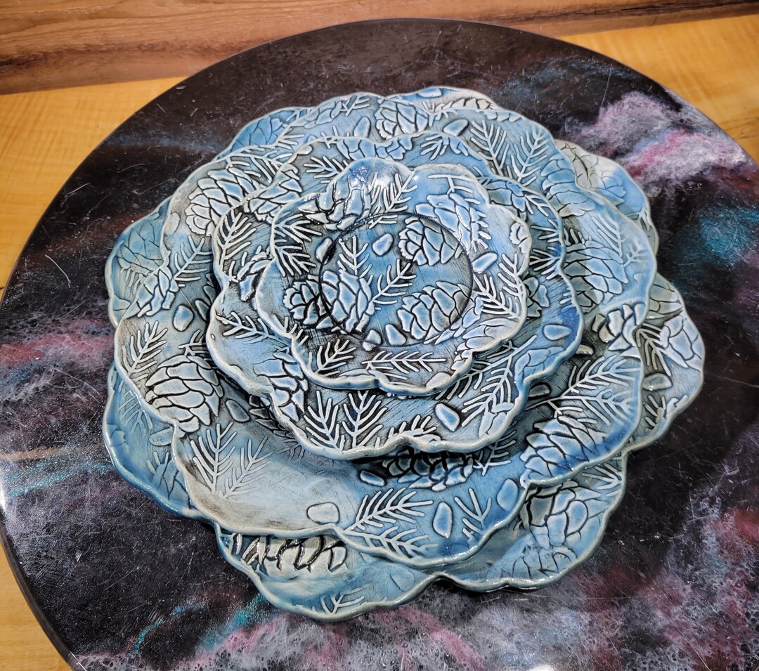 Blue Pine Cone Nesting Plate Design Set of 4 - Etsy