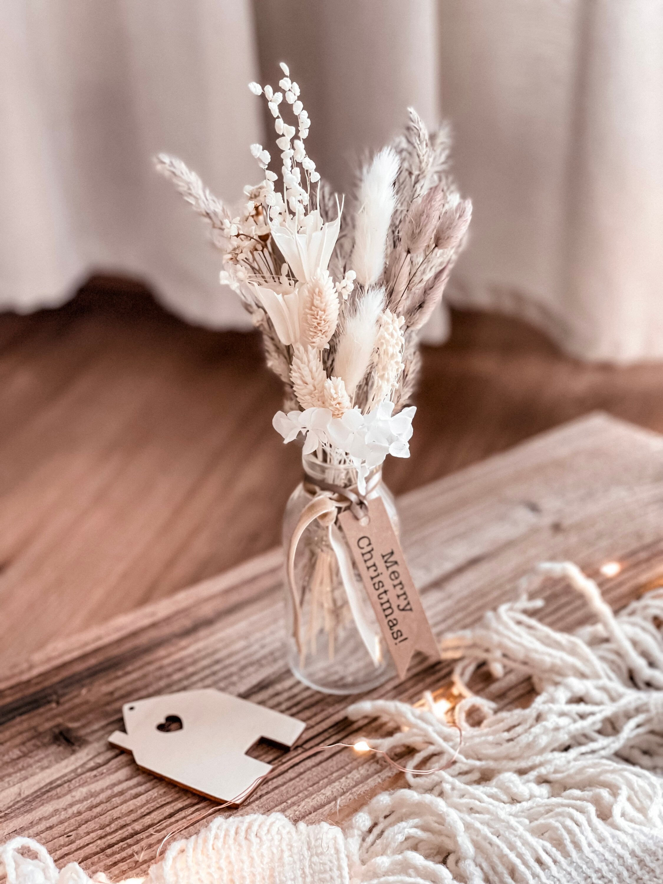 Mini Dried Flower Bouquet With Vase "hello Beauty" With Gift Tag ...