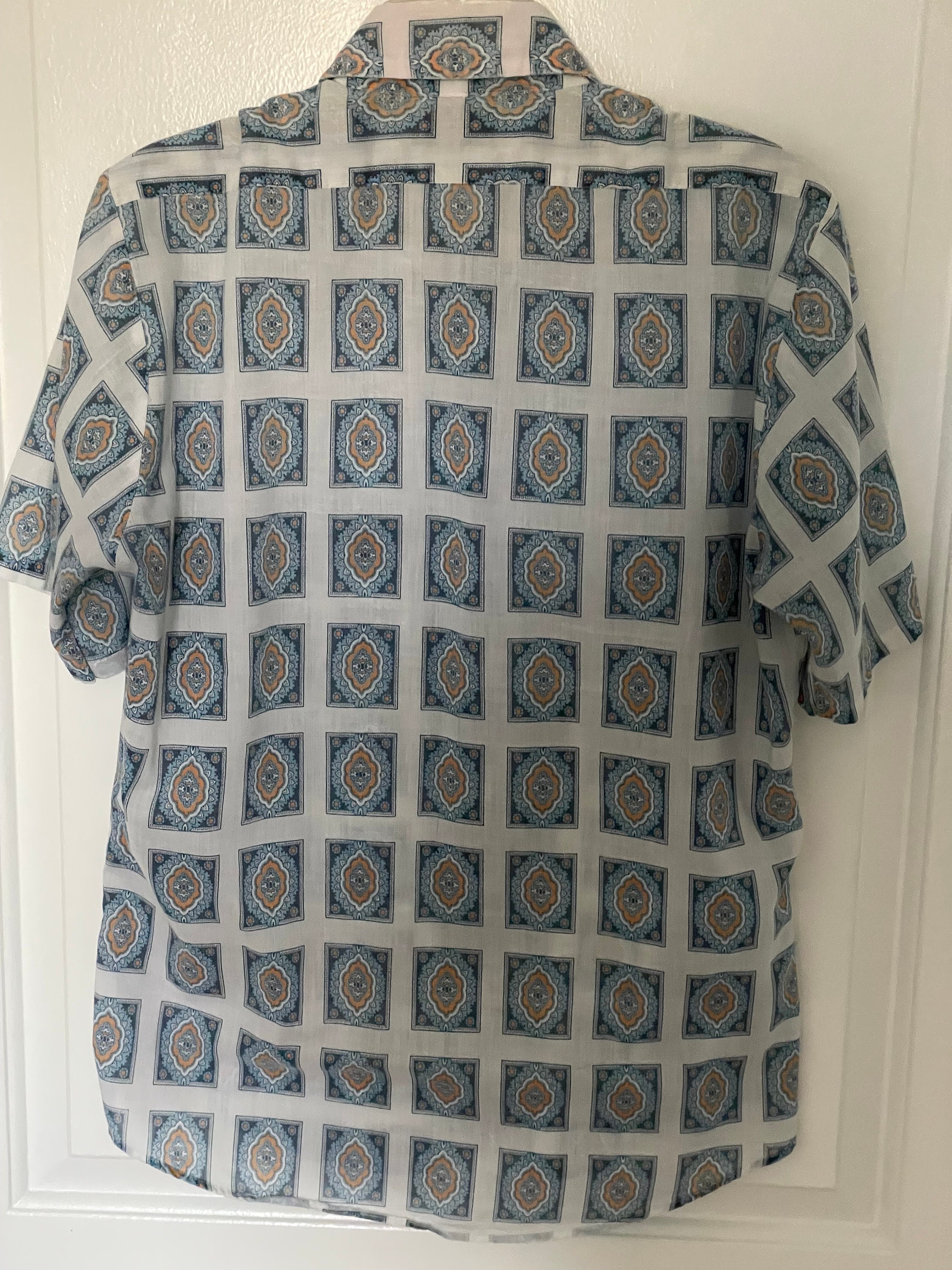 1970s Mens White and Blue Square Pattern Button Down - Etsy