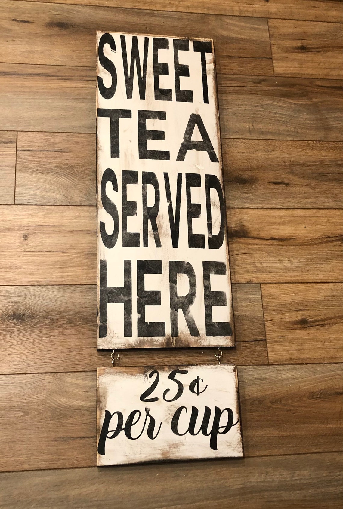 Large Sweet Tea Sign / Sweet Tea Served Here Sign / Farmhouse - Etsy