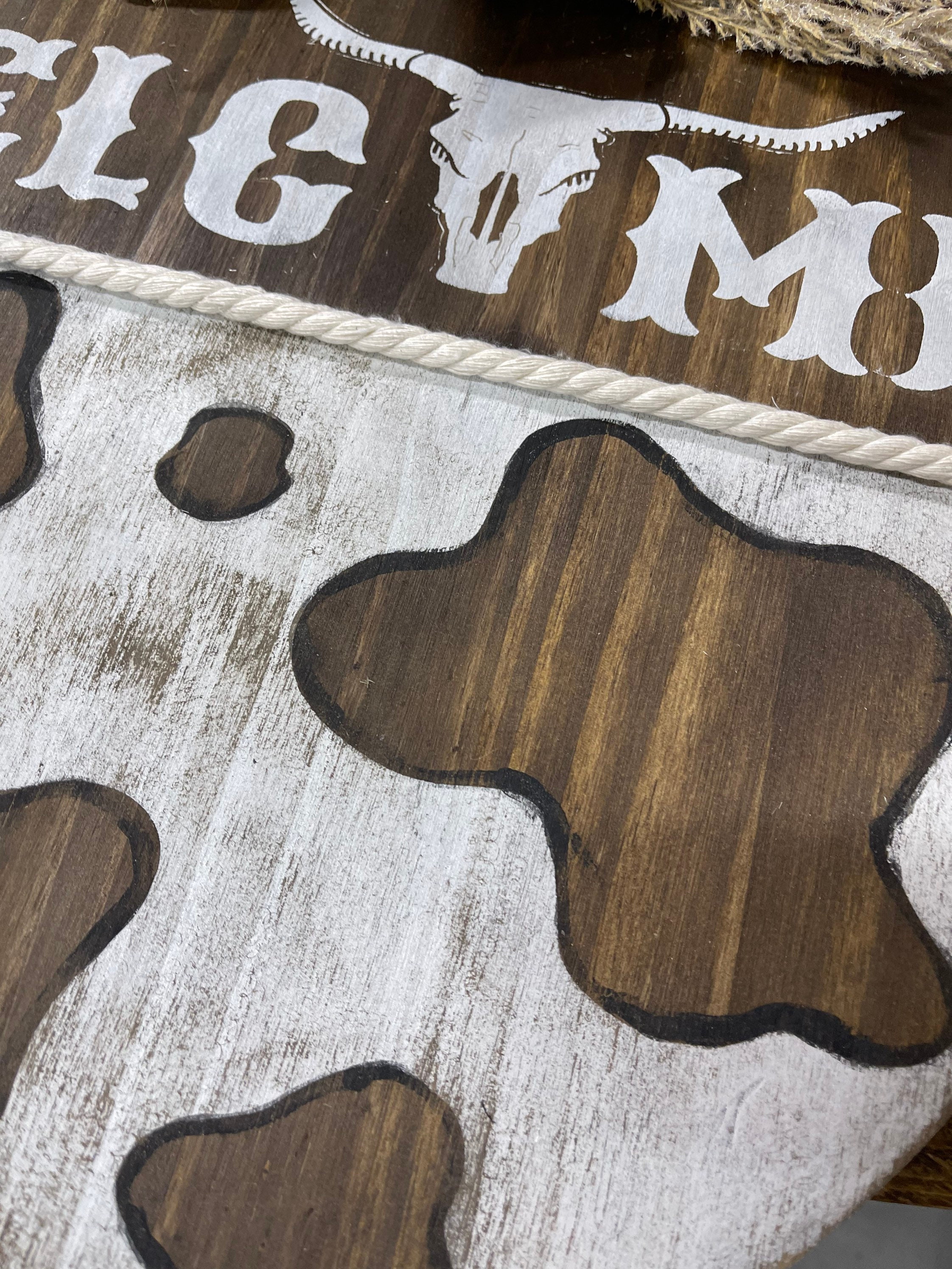 18" Round Door Hanger / Welcome Sign / Cow Print Sign / Door Sign / 1 ...