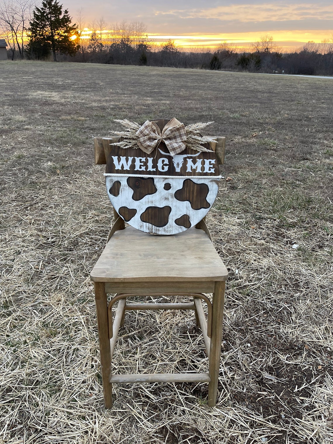 18 Round Door Hanger / Welcome Sign / Cow Print Sign / - Etsy