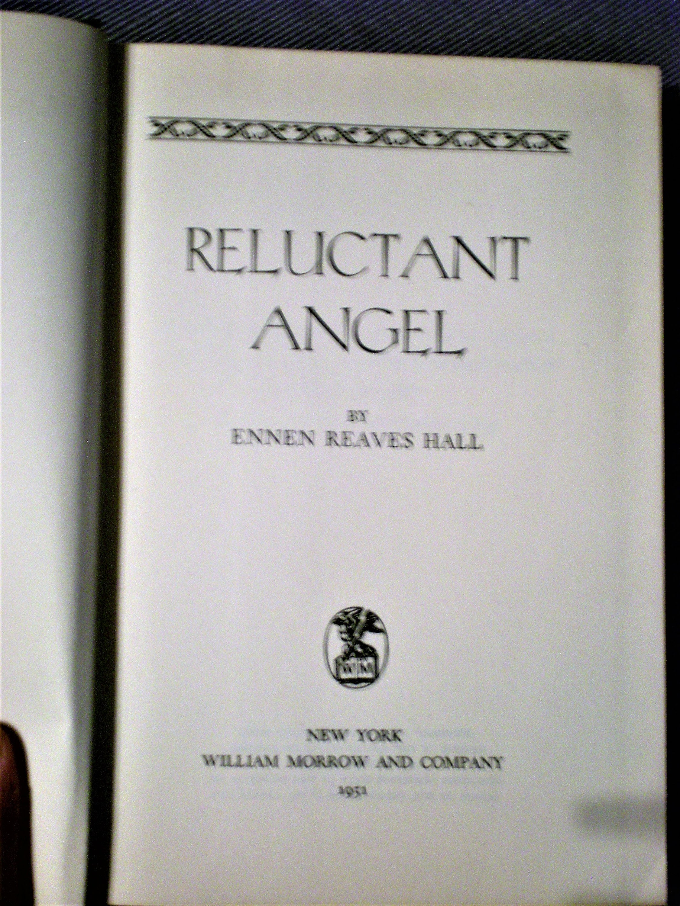 Reluctant Angel Vintage Novel 1951 - Etsy España