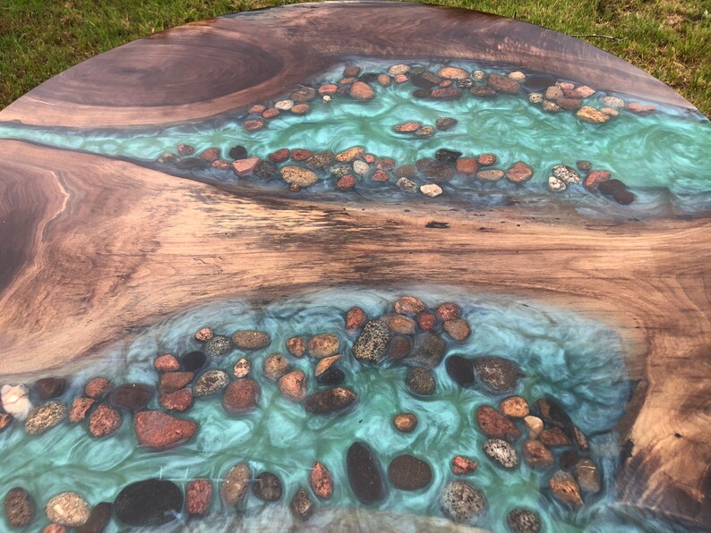 Round Live Edge Walnut River Table - Etsy