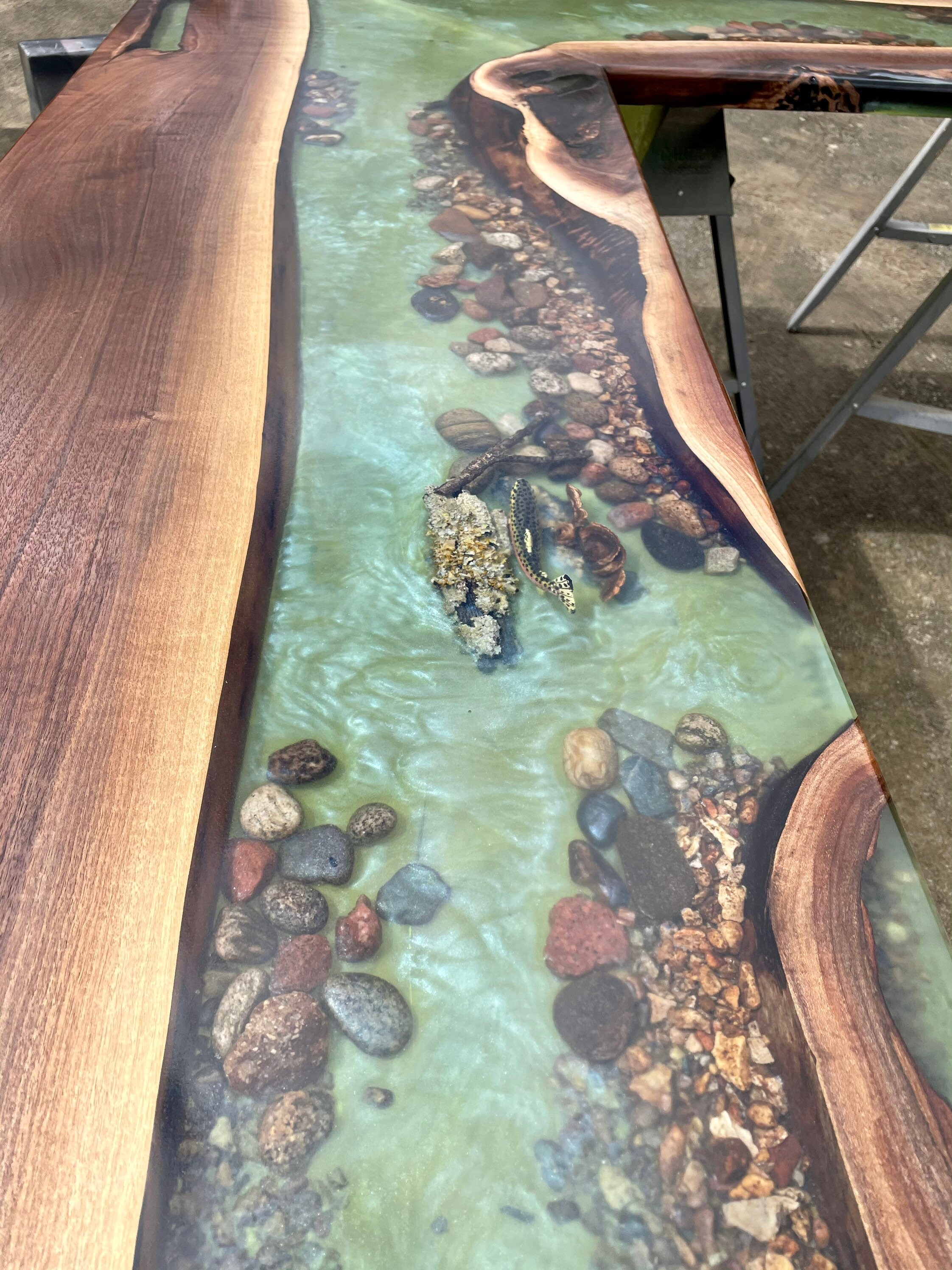 J Shape River Bar Table Live Edge With River Stone and Trout - Etsy
