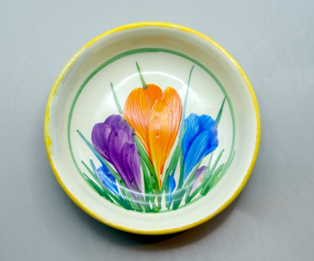 Small CLARICE CLIFF Pin Dish autumn Crocus Wilkinson Pottery C1932 ...