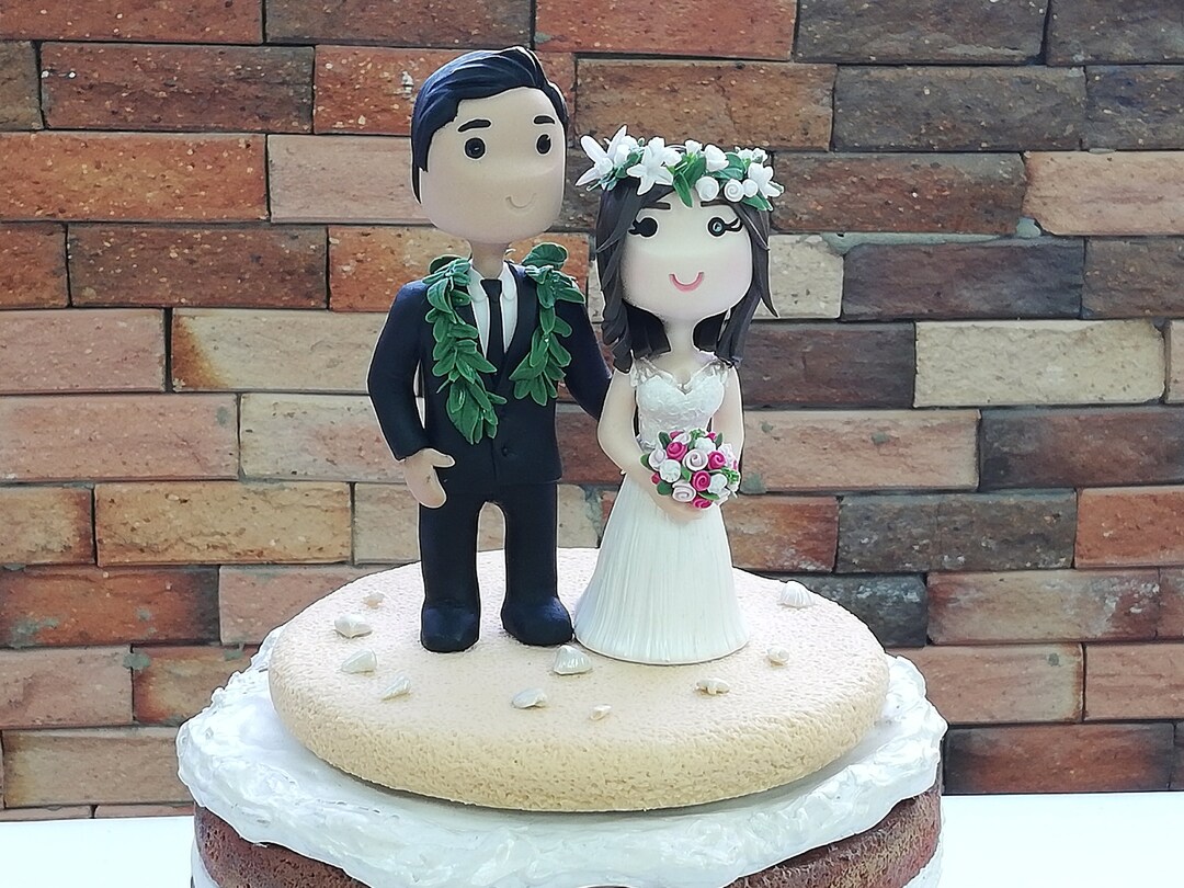 Chibi Wedding Cake Topper Hawaiian Theme Anime Couple Bride and Groom ...