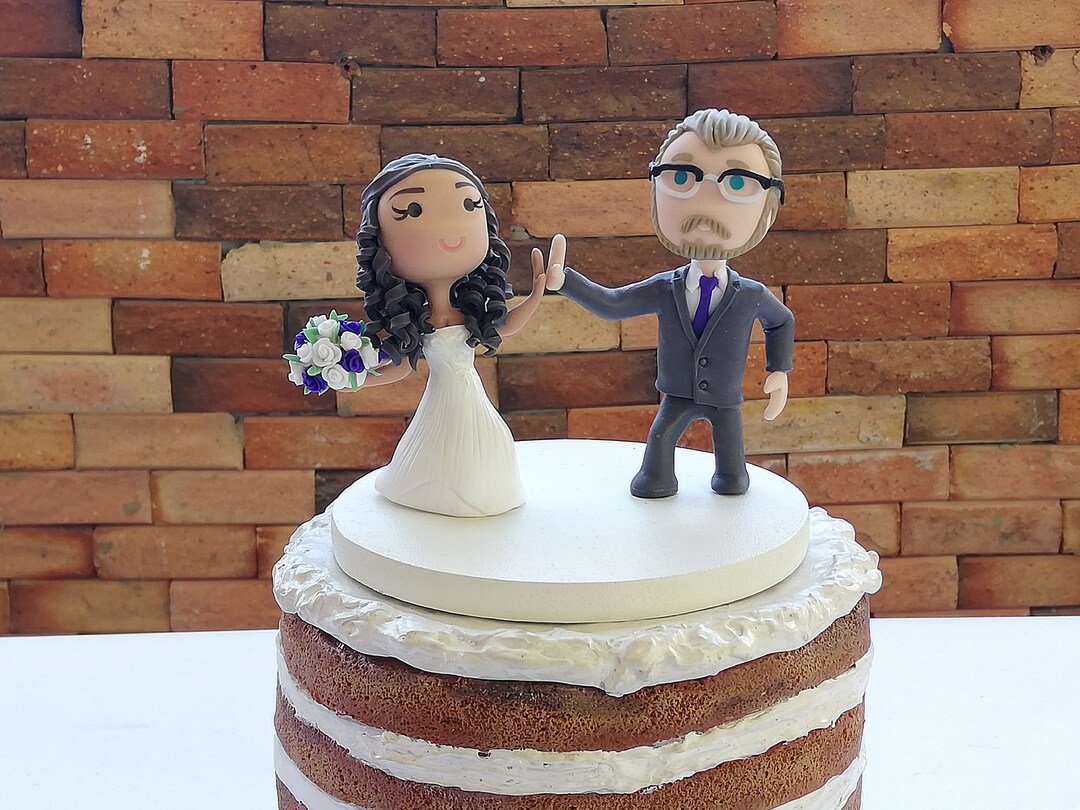Chibi Wedding Cake Topper- High-five Couple Anime Couple Bride and ...