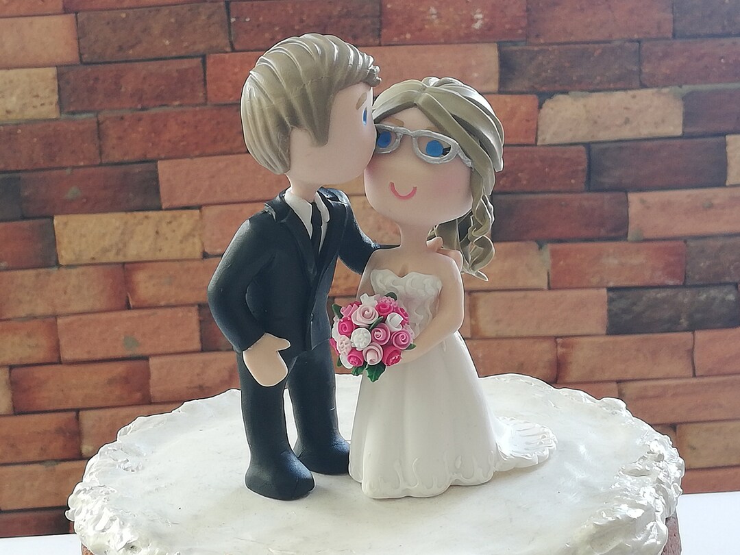 Chibi Wedding Cake Topper Anime Couple Bride and Groom Figurines ...