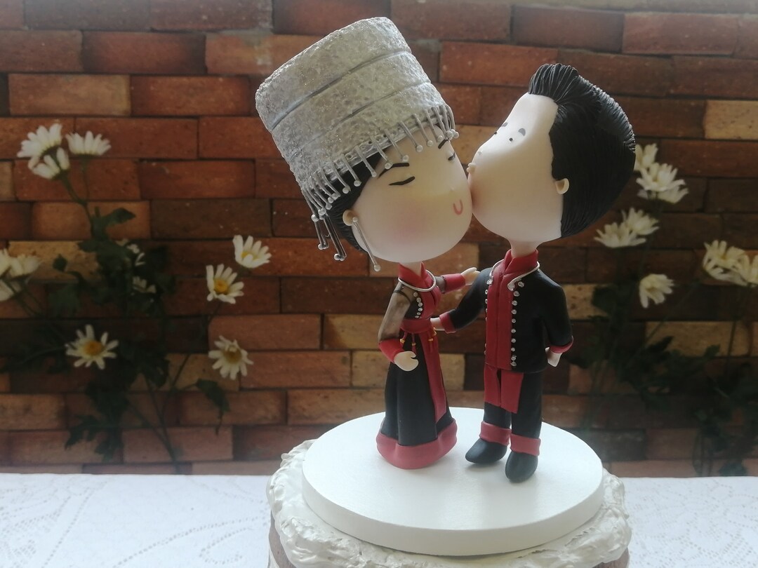Traditional Hmong Wedding Attire Bride and Groom Wedding Cake Topper - Etsy