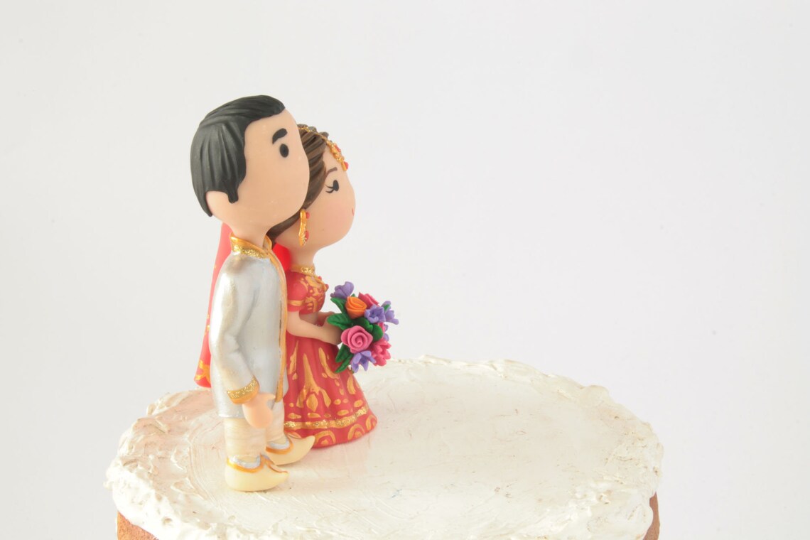 Indian wedding Chibi Wedding Cake Topper Anime Couple Bride | Etsy