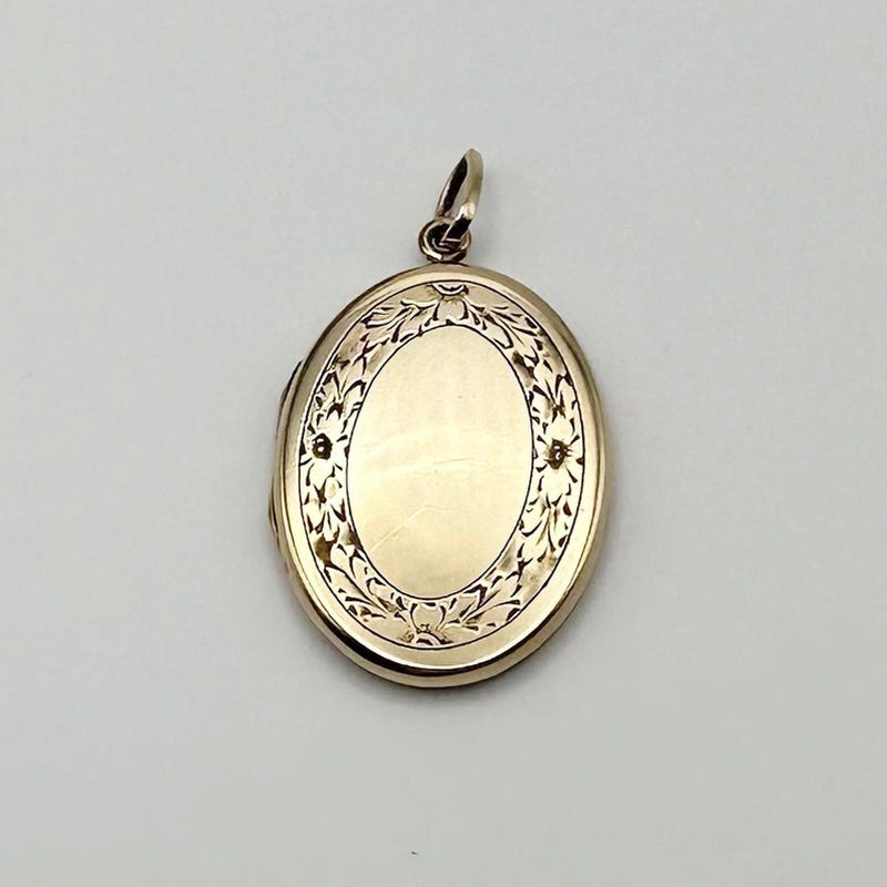 Simple Gold Locket - Etsy