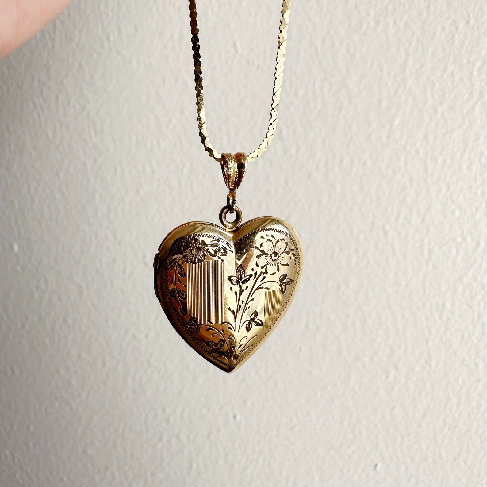 Rare Vintage Heart-shaped Gold Filled Etched Locket - Etsy