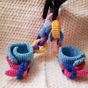 Handcuffs ENG CROCHET PATTERN - Etsy