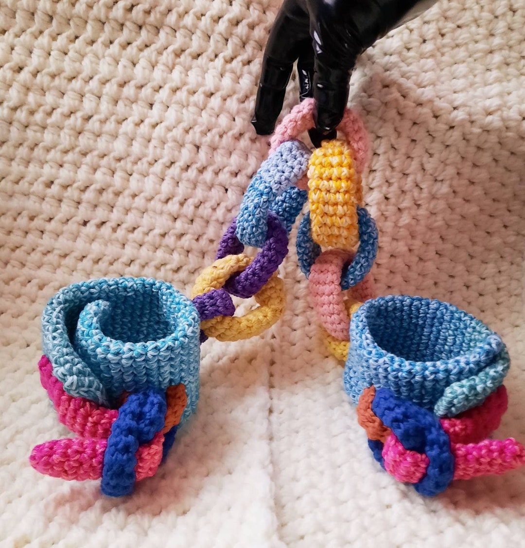 Handcuffs ENG CROCHET PATTERN - Etsy