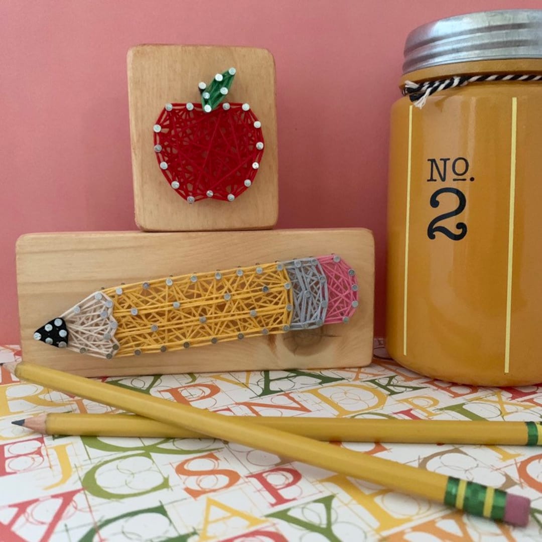 Apple & Pencil String Art, Teacher Gifts, School Decorations, Gifts ...
