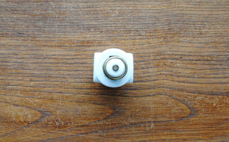 Porcelain Electrical Screw SOCKET Outlet Plug-ins LAMP Holder ADAPTOR ...