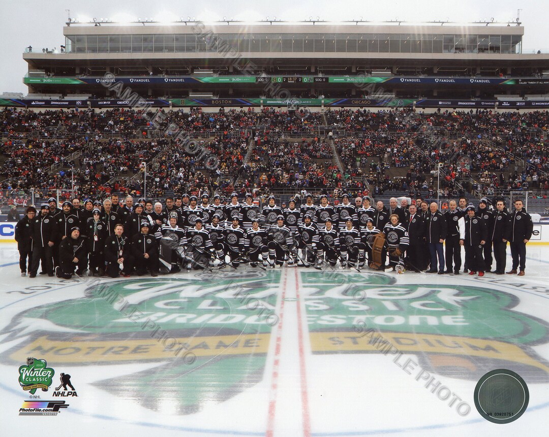 2019 Chicago Blackhawks Winter Classic Notre Dame Stadium 8X10 Team ...