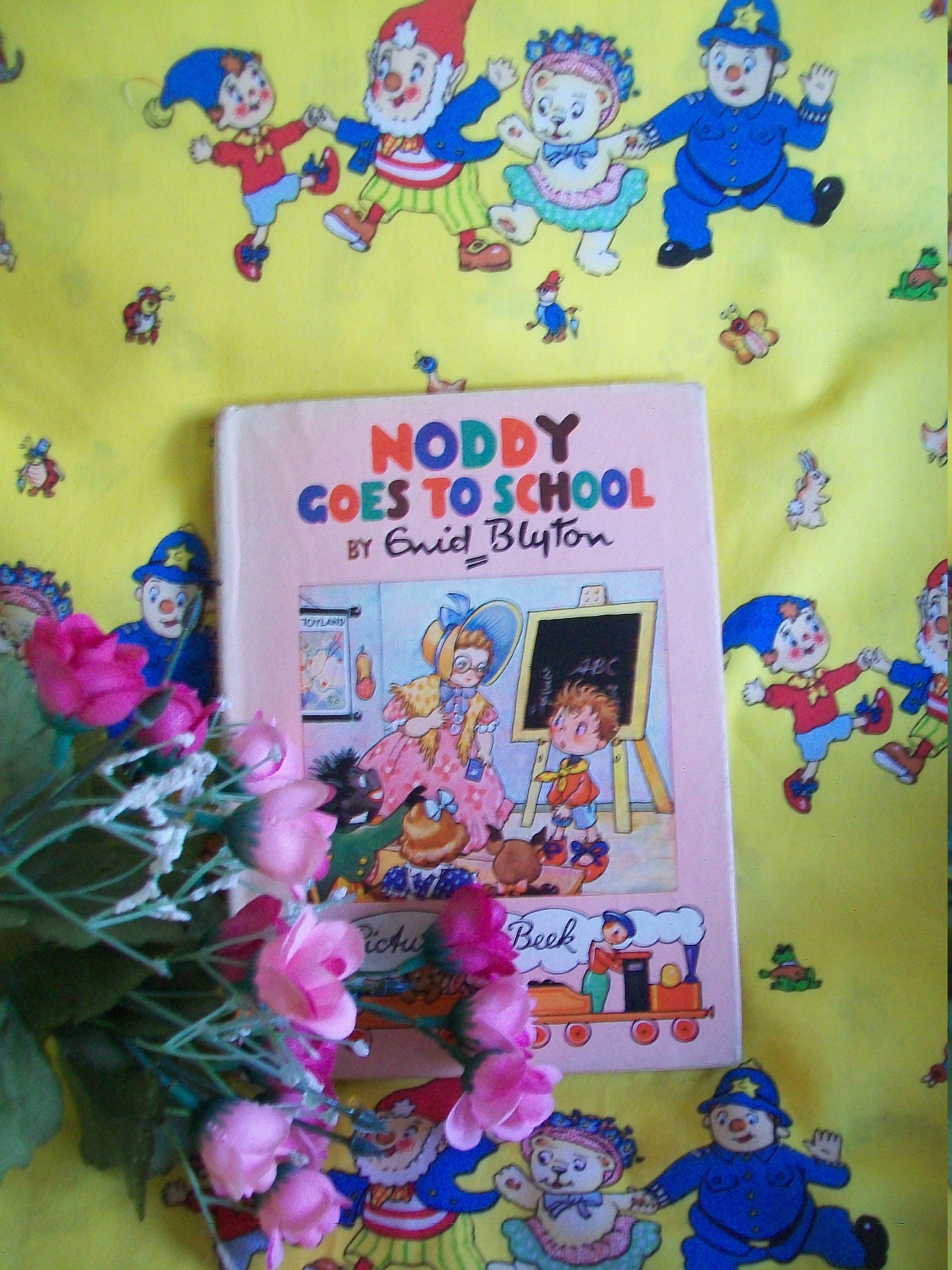 Noddy Books by Enid Blyton Noddy Goes to School 1958 Picture - Etsy UK