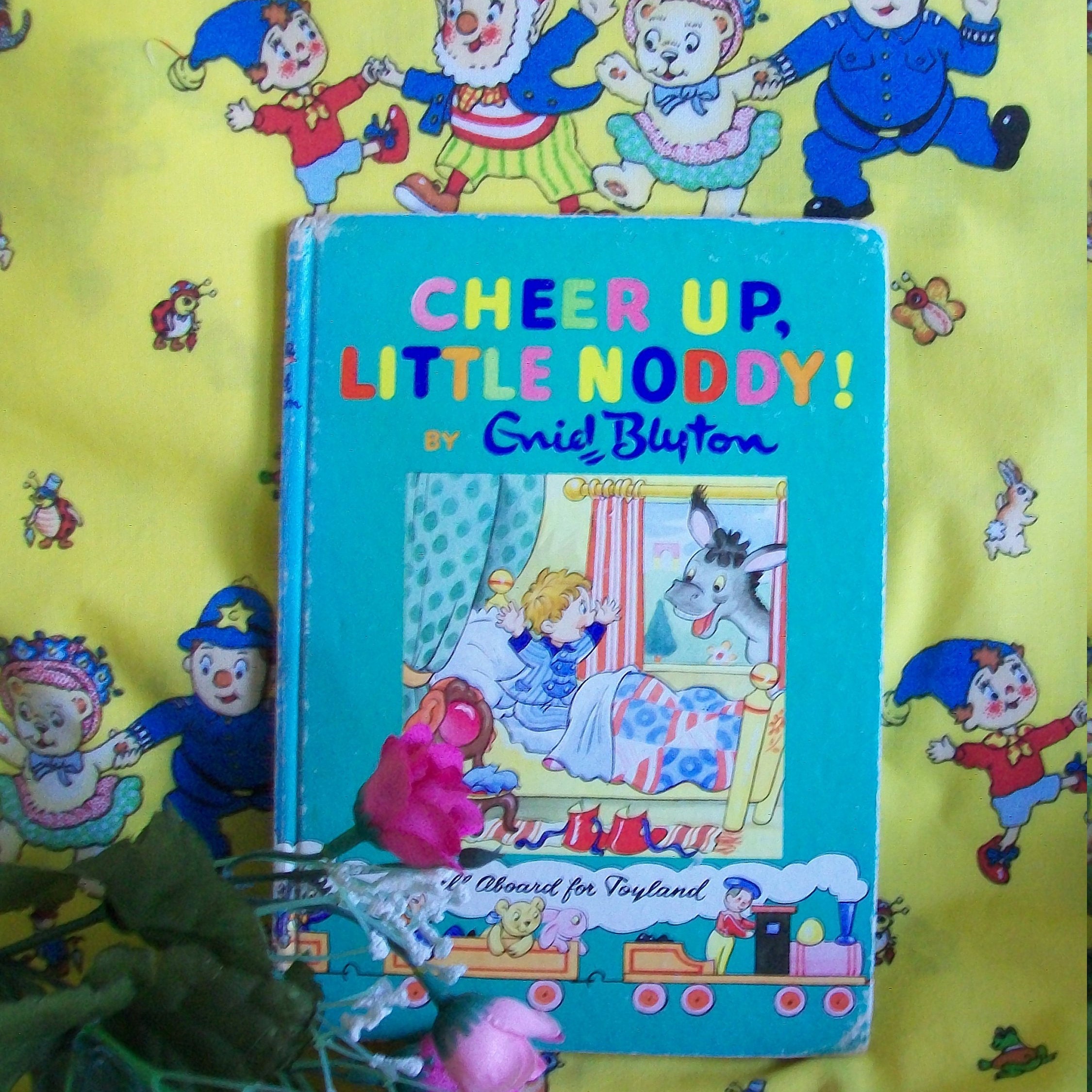 Noddy Books. Vintage Noddy and the Runaway Wheel 1974. Lovely Vintage ...