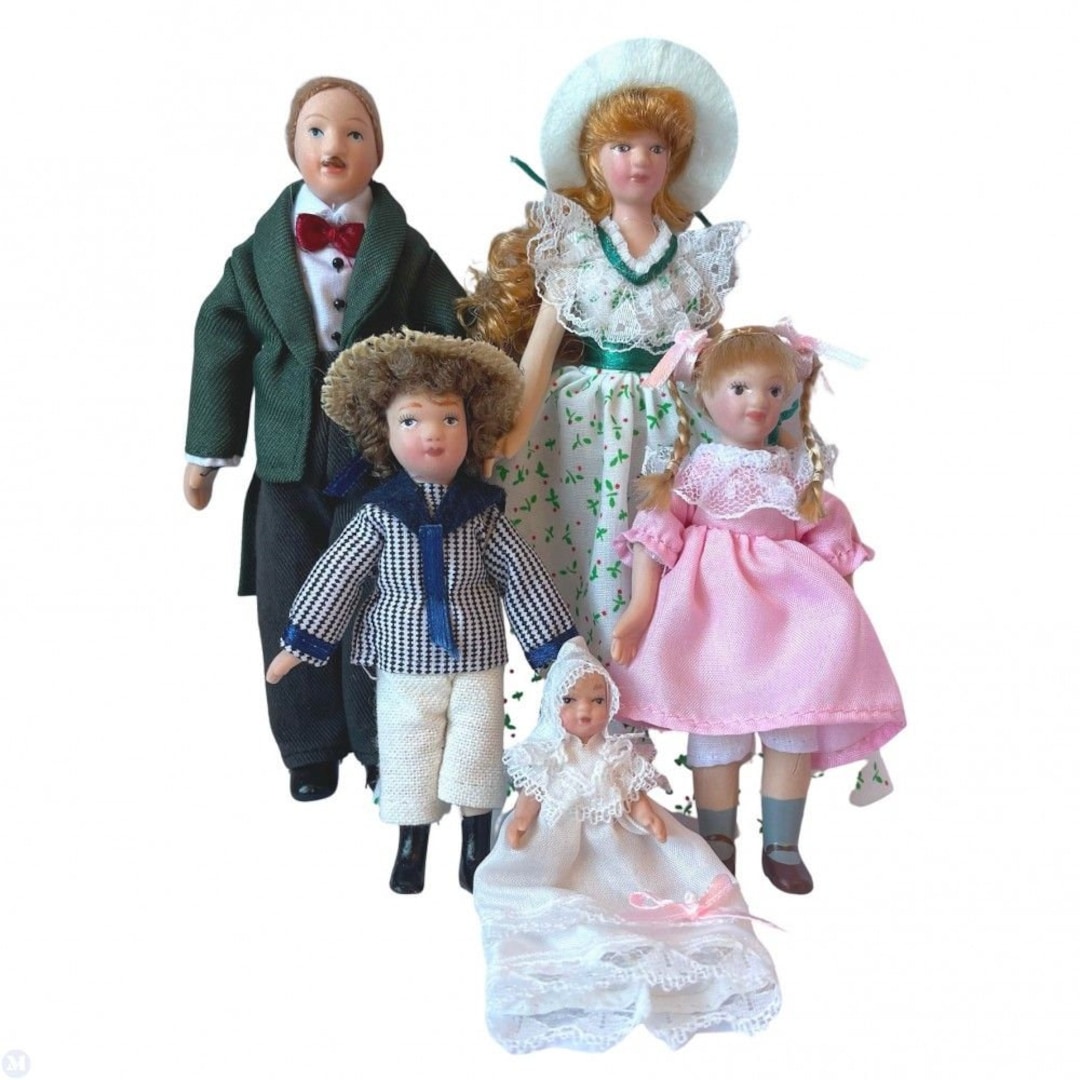 Dollhouse Miniature Traditional Family of 5 - Etsy