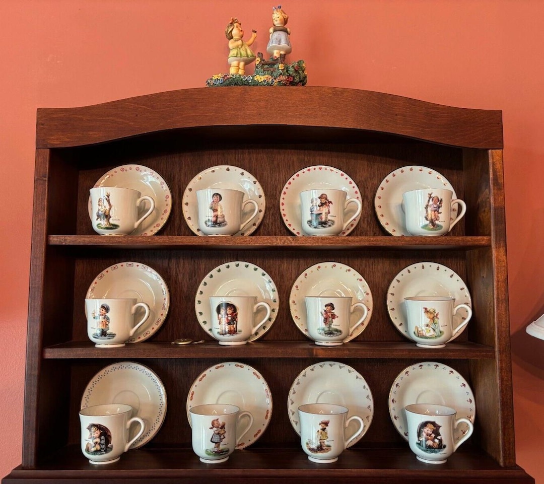 Mj Hummel Tea Cup Set of 12 Cups and Saucers With Display Case 1st ...