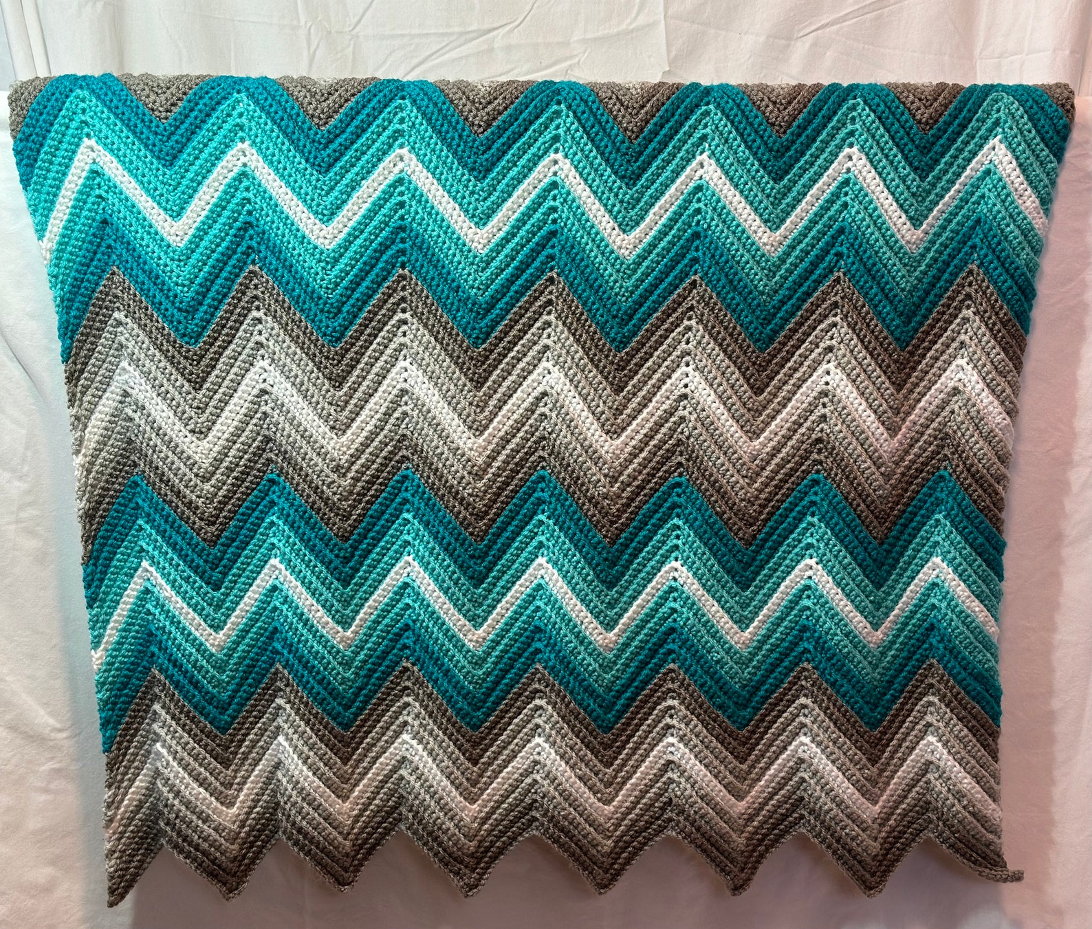 Chevron Ripple Crocheted Afghan / Throw - Made to Order - Etsy