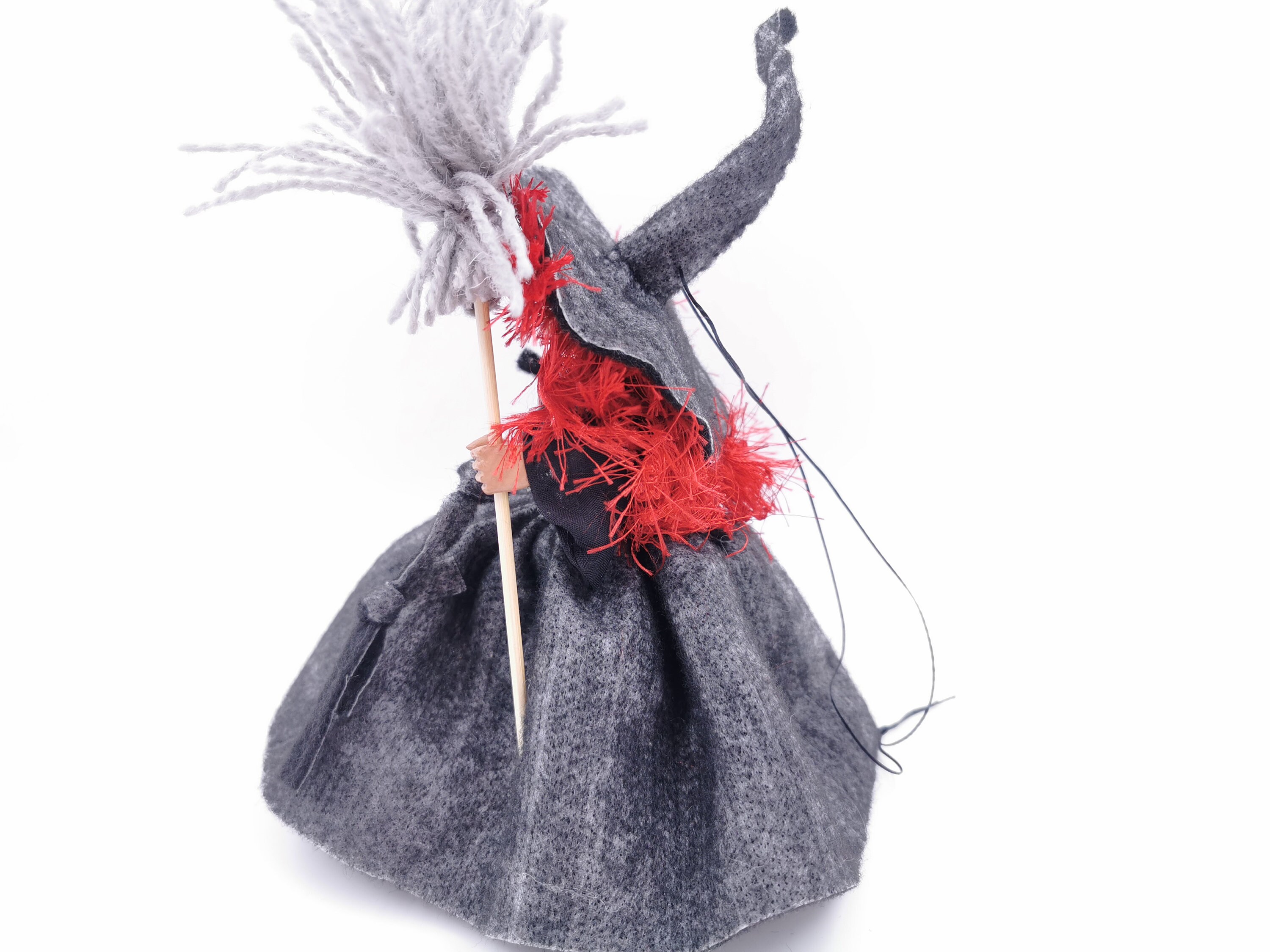 Witch of Pendle With Broom Keys, Life Circle Kitchen Witch Doll, Hedge ...