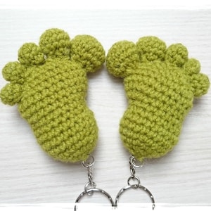 Shrek Foot Keychain, Crochet Green Foot Keyring, Shrek and Princess ...