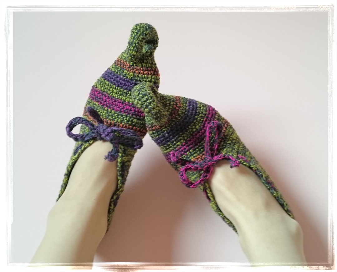 Pointed Toe Slippers, Mismatched Slippers, Funny Slipper, Witches ...