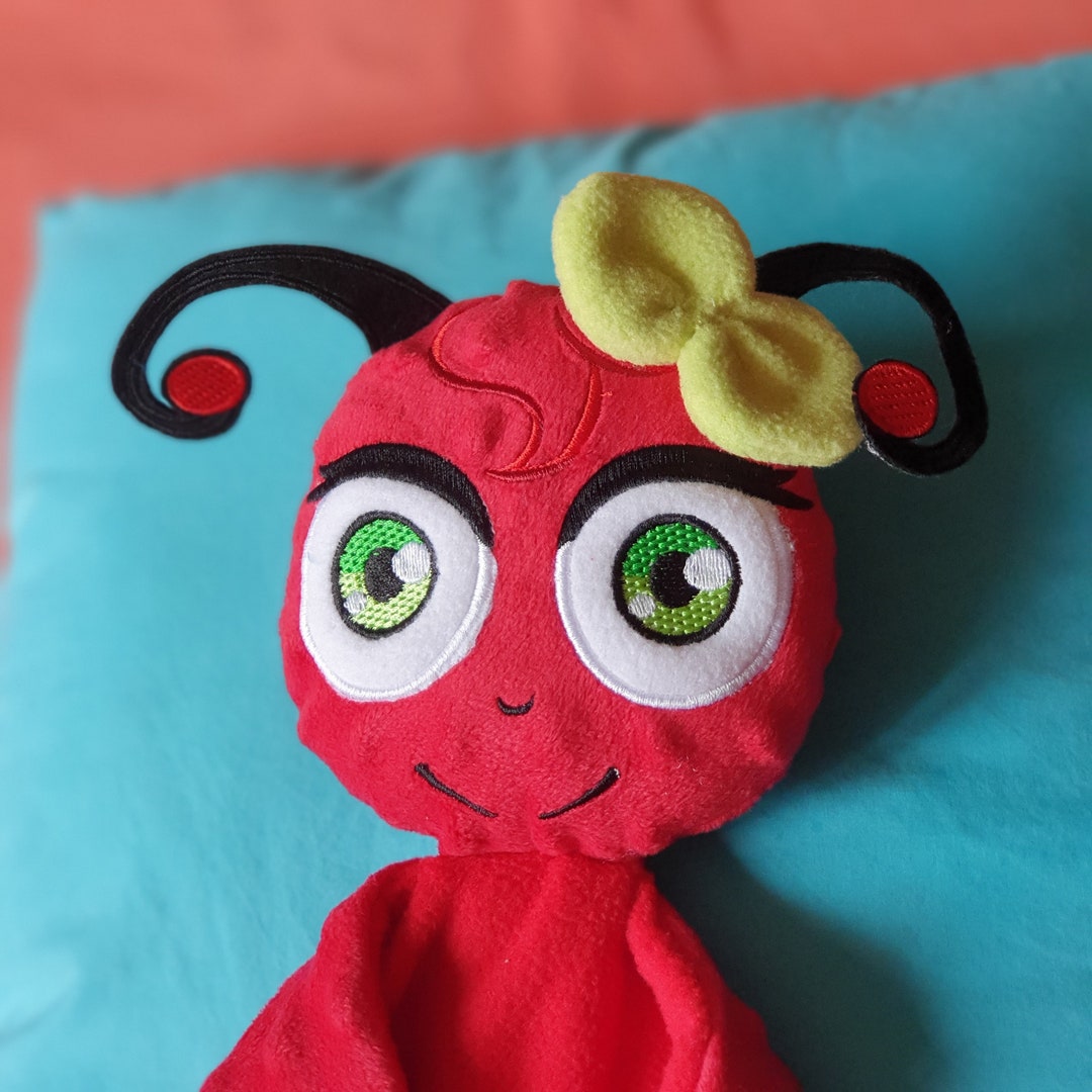 Daisy Ladybug Lovey 3 SIZES, Stuffie, Plushie Machine Embroidery ...