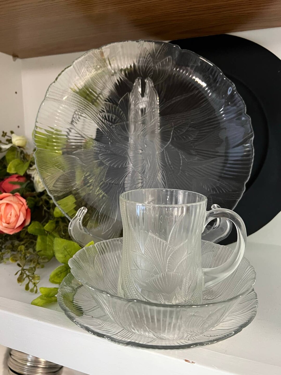 1970s Arcoroc Fleur Glass Place Setting, Arcoroc Fleur Dinner Plates ...