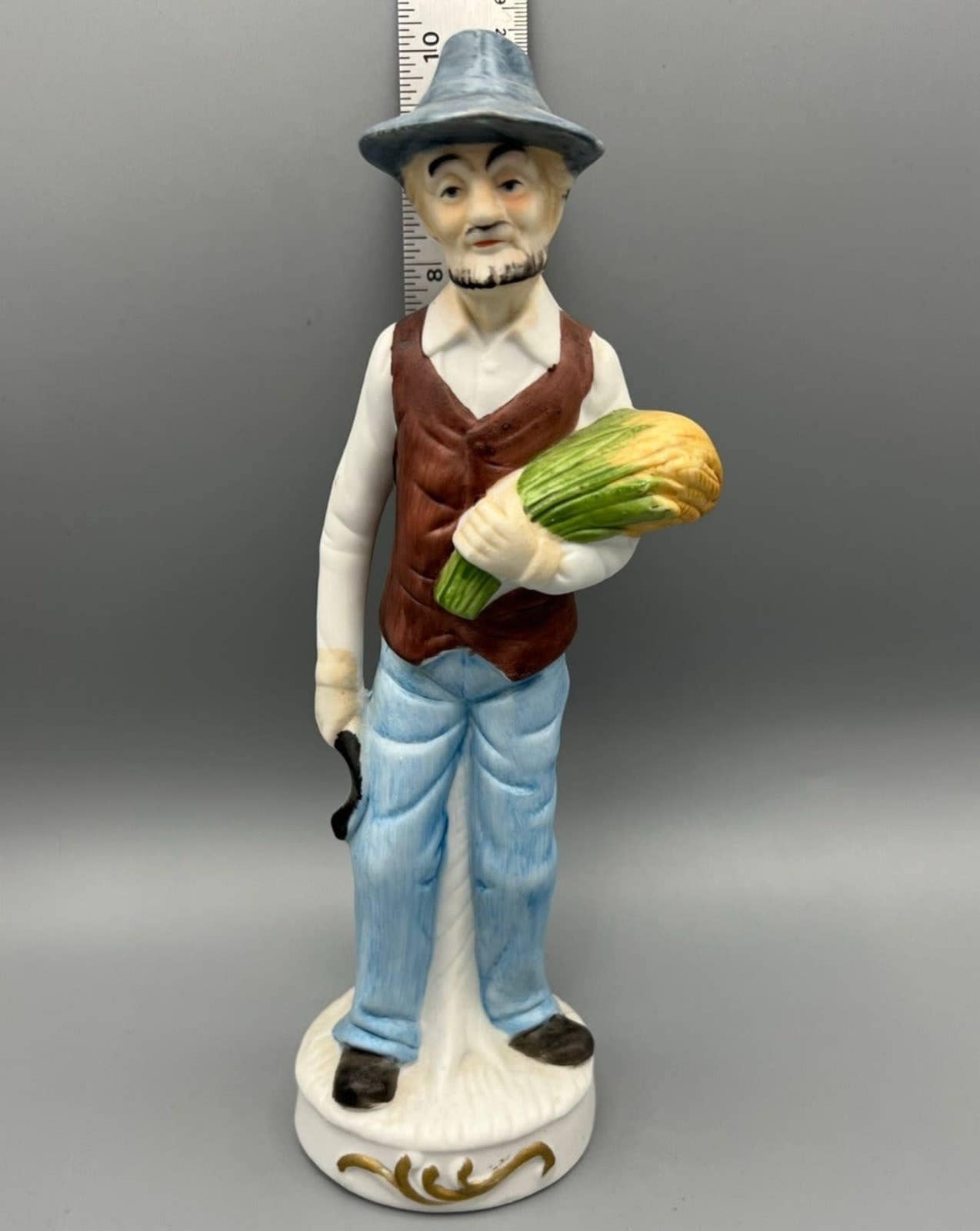 Vintage Ugcg Old Farmer Porcelain Figurine Holding Cutter And Fresh Cut