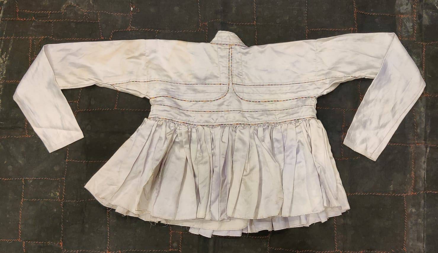 A Rare Vintage Rabari Jacket: A Beautiful Vintage Rabari Keriya Jacket ...