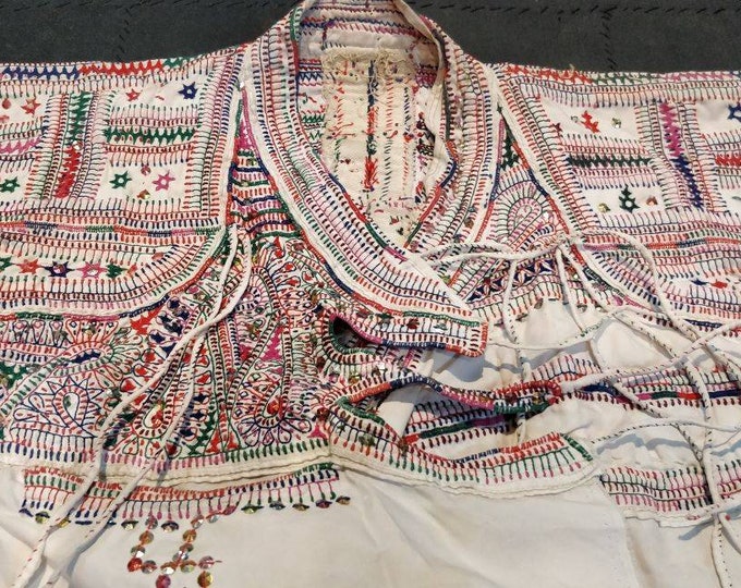 A Rare Vintage Rabari Heavily Hand Embroidered Jacket: A Beautiful ...