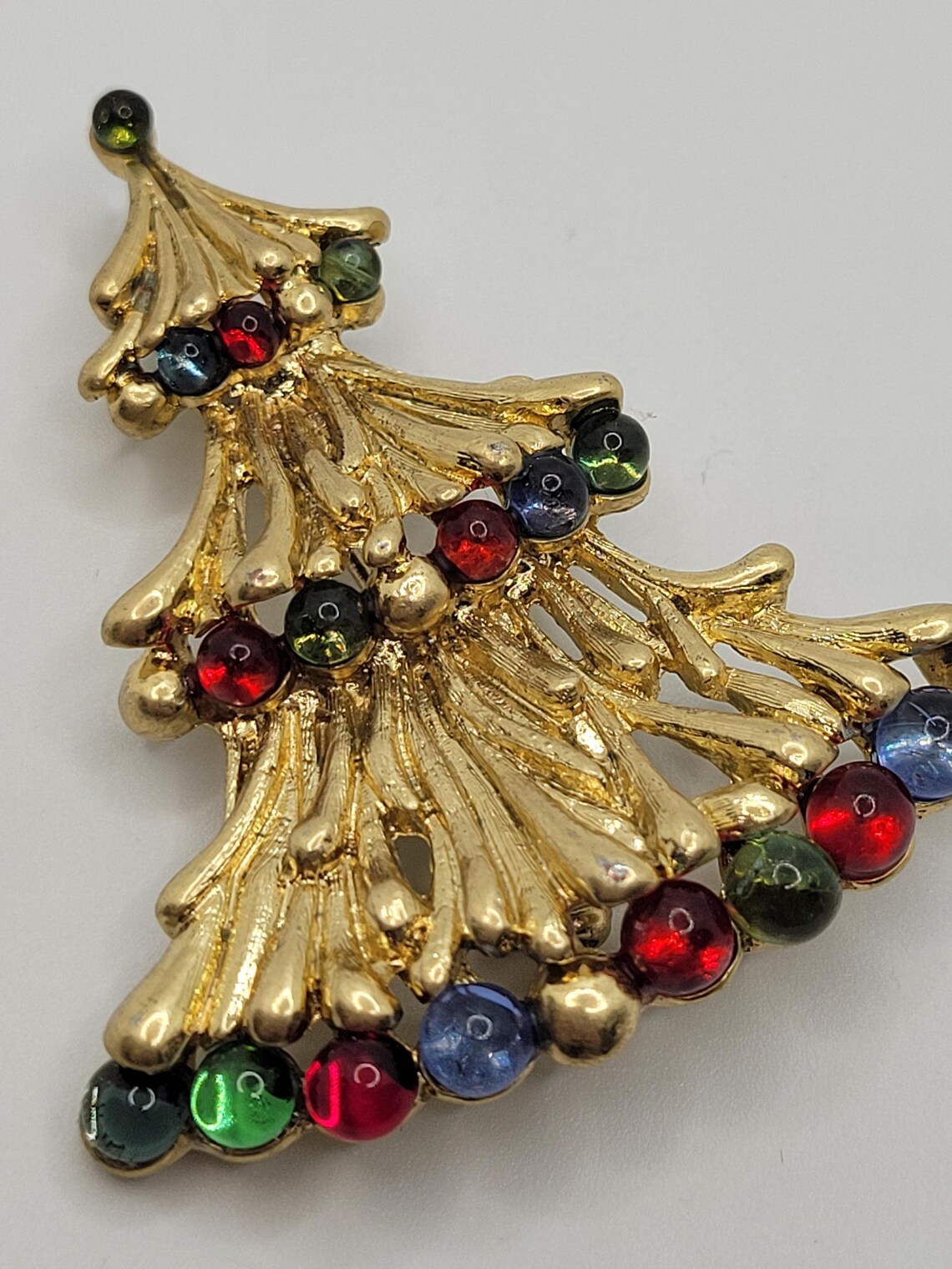 Rare Monet Christmas Tree Pin - Goldtone Brooch Red Green Colorful ...