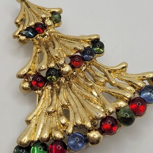Rare Monet Christmas Tree Pin - Goldtone Brooch Red Green Colorful ...