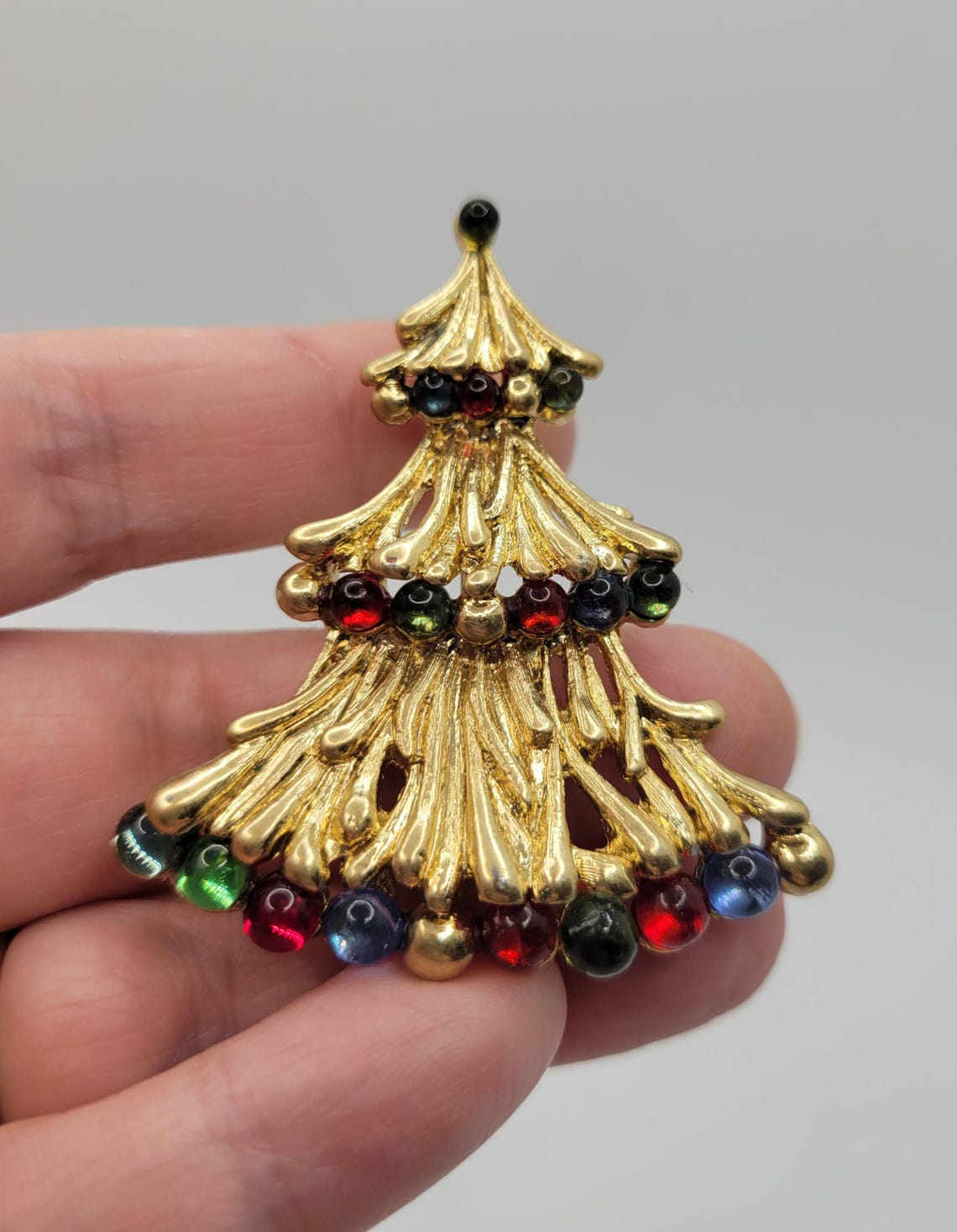 Rare Monet Christmas Tree Pin - Goldtone Brooch Red Green Colorful ...