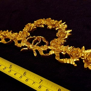 Gilt or White French Style Decorative Wall Furniture Moulding Pediment ...