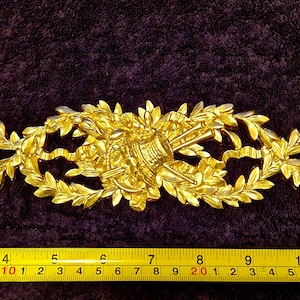 Large Gilt or White French Style Decorative Wall Furniture Moulding ...