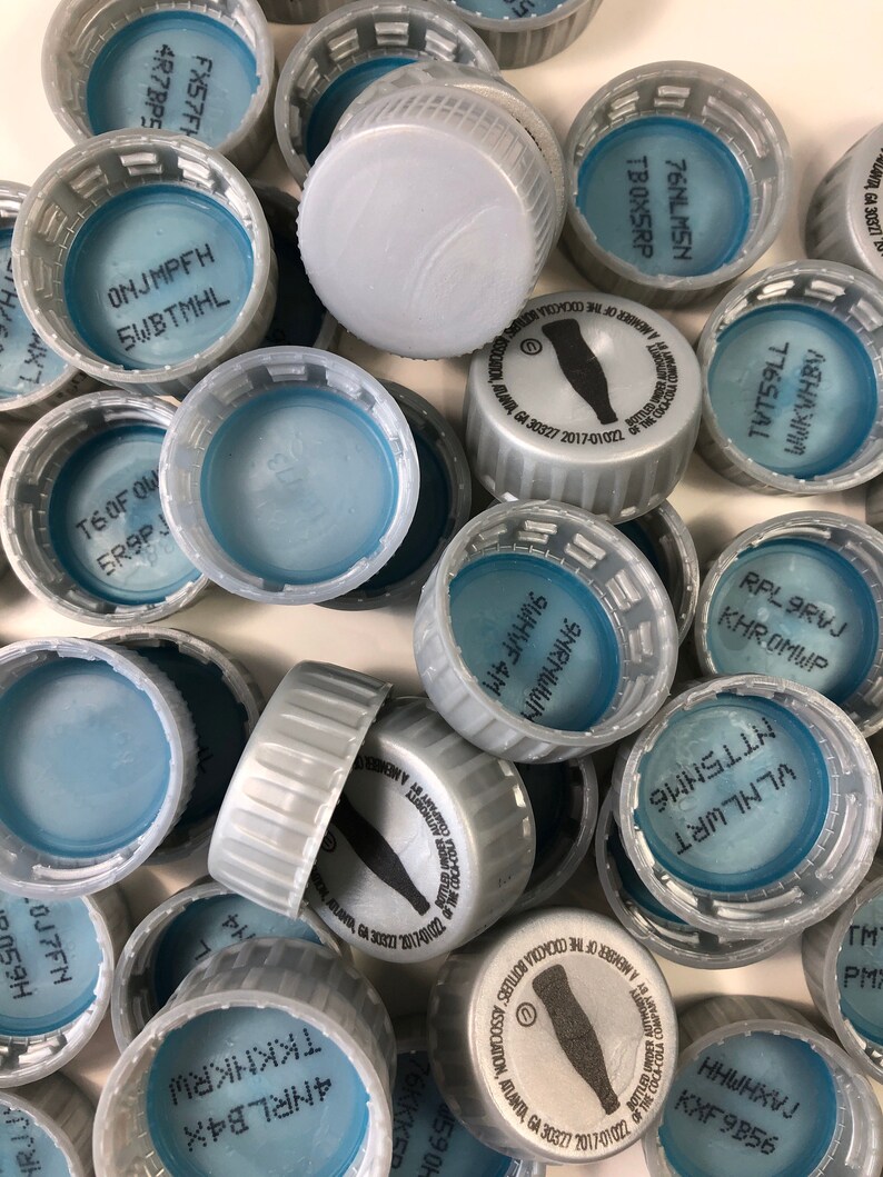 25 Silver Plastic Bottle Caps Lids Tops for Craft or Art Projects Sizes ...