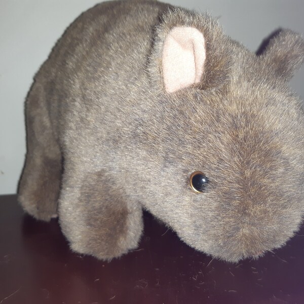 Wombat Toy - Etsy