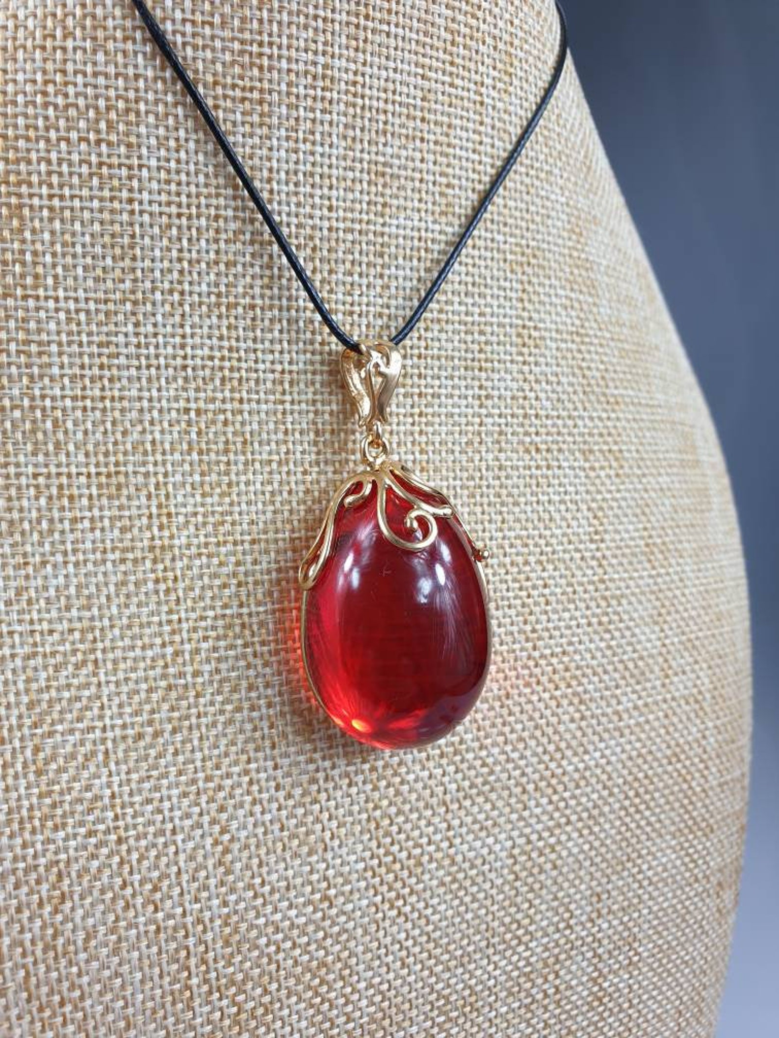 Ruby red Amber pendant. Gold plated silver cabochon. Deep red | Etsy