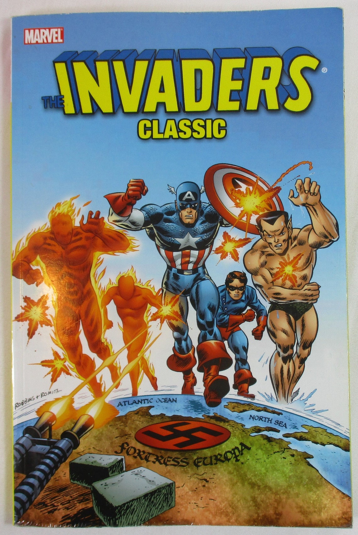 Marvel Comics the Invaders Classic Vol 1 1st SC 2007 Very | Etsy