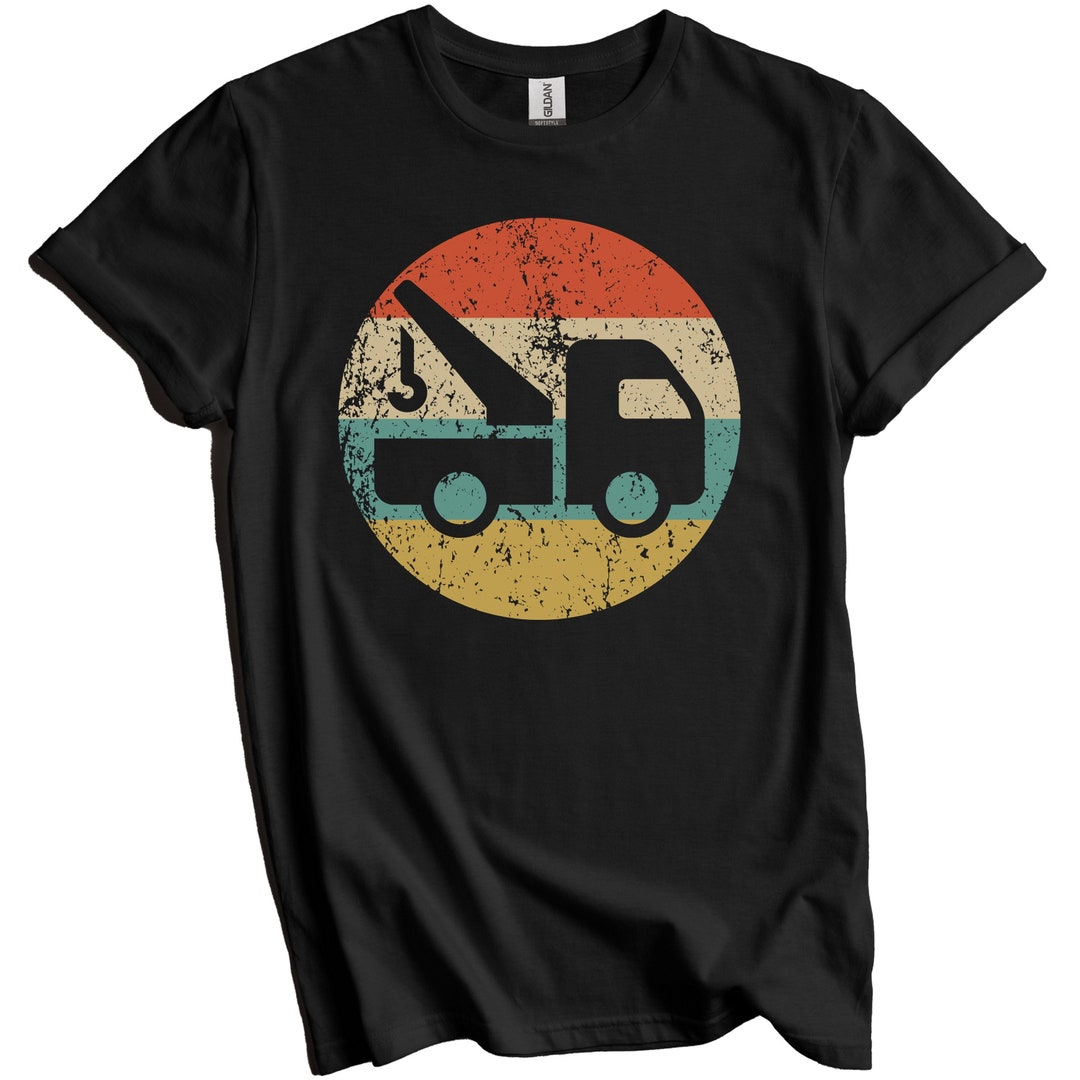 Tow Truck Driver Shirt - Tow Truck Gift - Retro Tow Truck Icon T-shirt ...