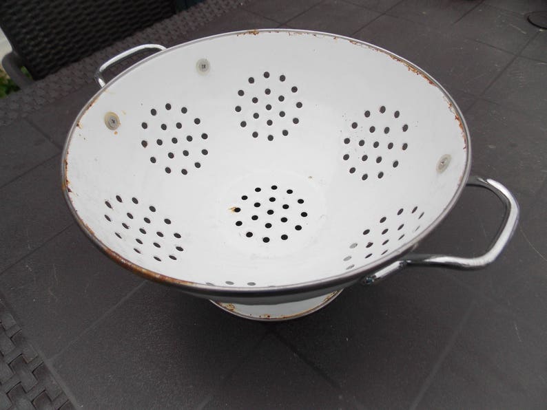 Vintage White Enamel Colander With S/steel Trim Vintage French ...