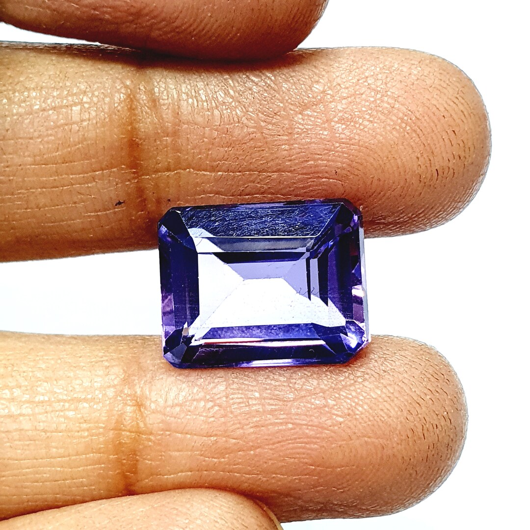 12 Carat Certified Taaffeite Bi Color Ceylon Faceted Cut Emerald Shape ...