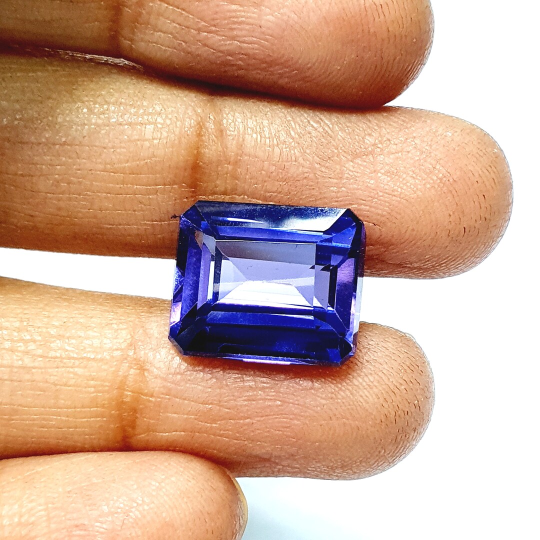 13 Carat Certified Taaffeite Bi Color Ceylon Faceted Cut Emerald Shape ...