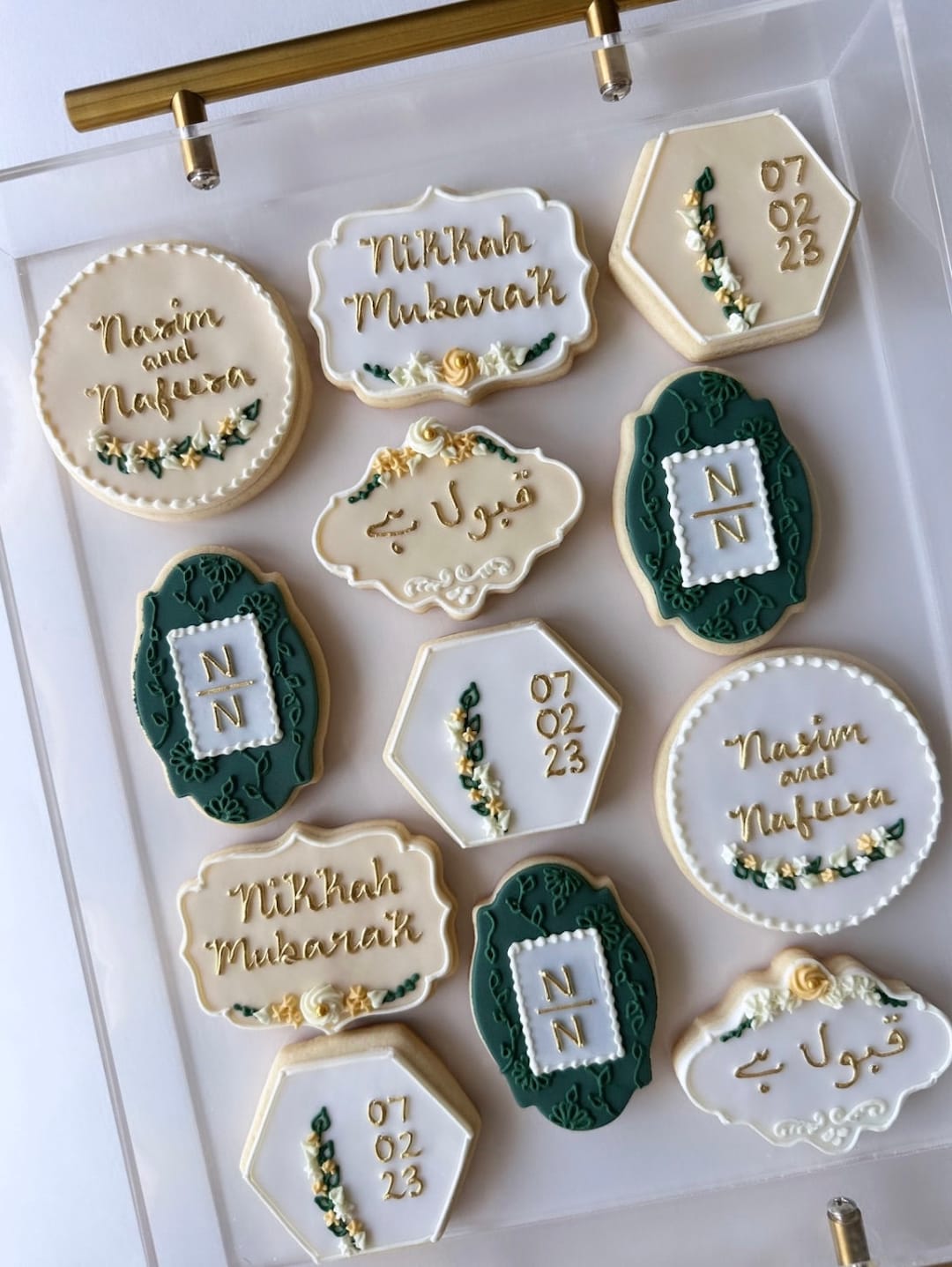 Qubool Hai English + Urdu, Couple Names + Initials, Event Date Sugar ...